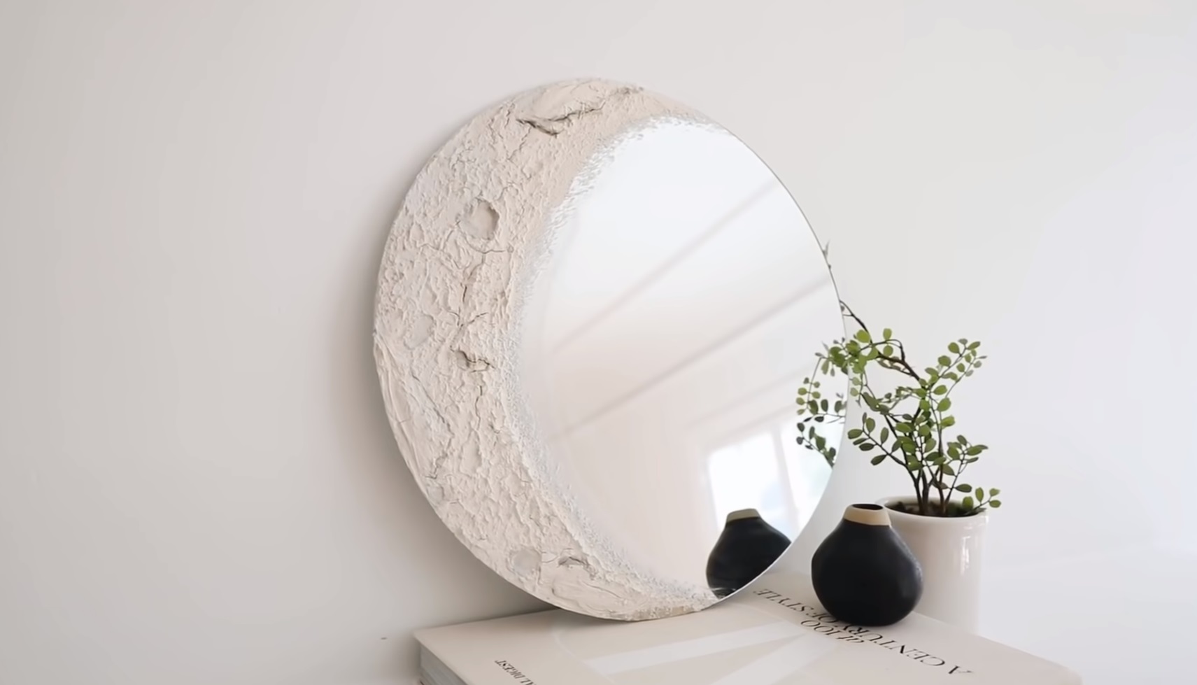 Viral Moon Mirrors Will Add an Aura of Mystery to Your Home This Fall