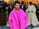 Hollywood Superstars Can't Get Enough of Valentino's Hot Pink Designs ...